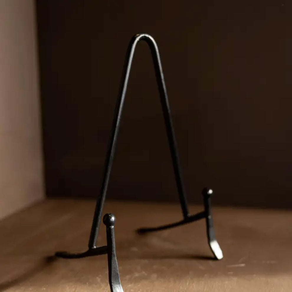 Iron Tabletop Easel – Rainsford Company